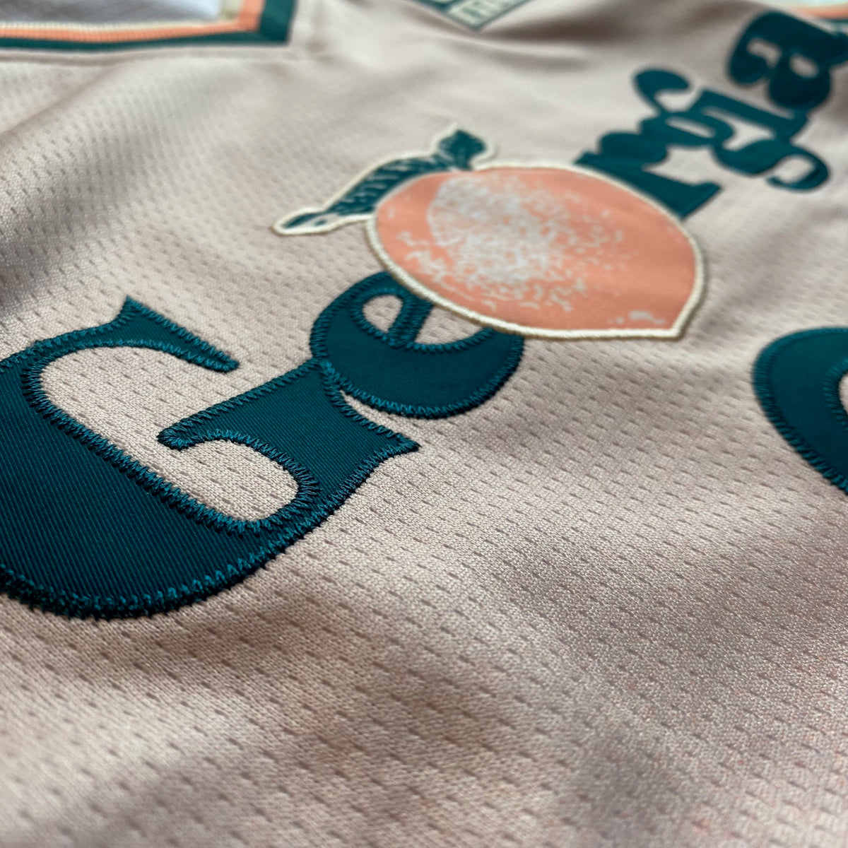 The "Peach Plates" Jersey (Custom Numbers) – Wade and Williamson